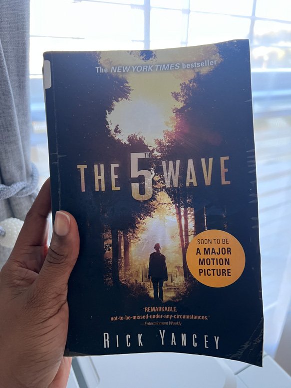 The 5th Wave by Rick Yancey - Verayea