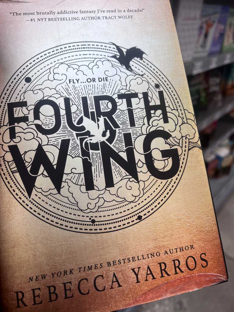 Fourth Wing by Rebecca Yarros Book Review - Verayea